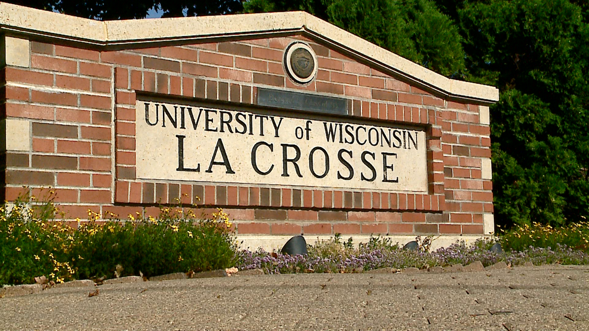 UWL ranks in top ten of Wisconsin colleges | Education | news8000.com
