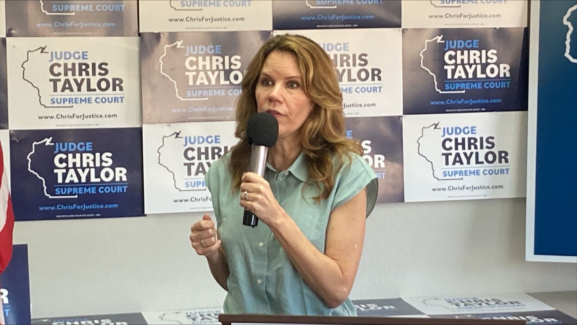 Wisconsin Supreme Court candidate Judge Chris Taylor campaigns in La ...