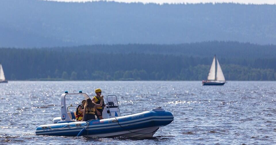 Army Corps of Engineers begins dredging operations at Winona small boat ...