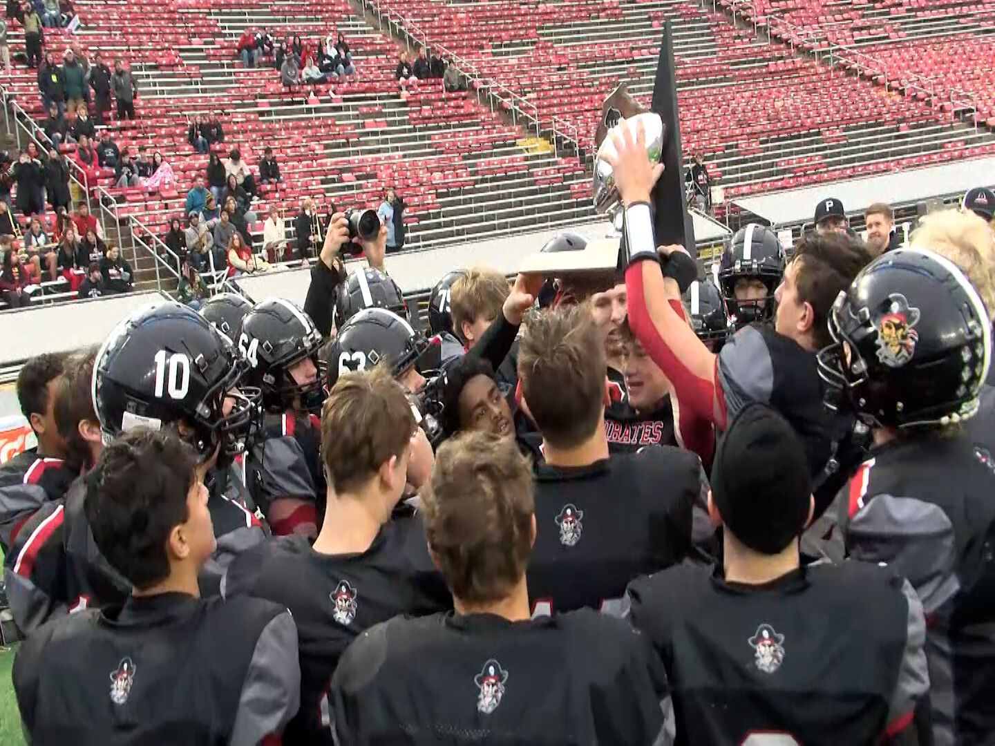 Cochrane-Fountain City Pirates finish historic season after hard-fought ...