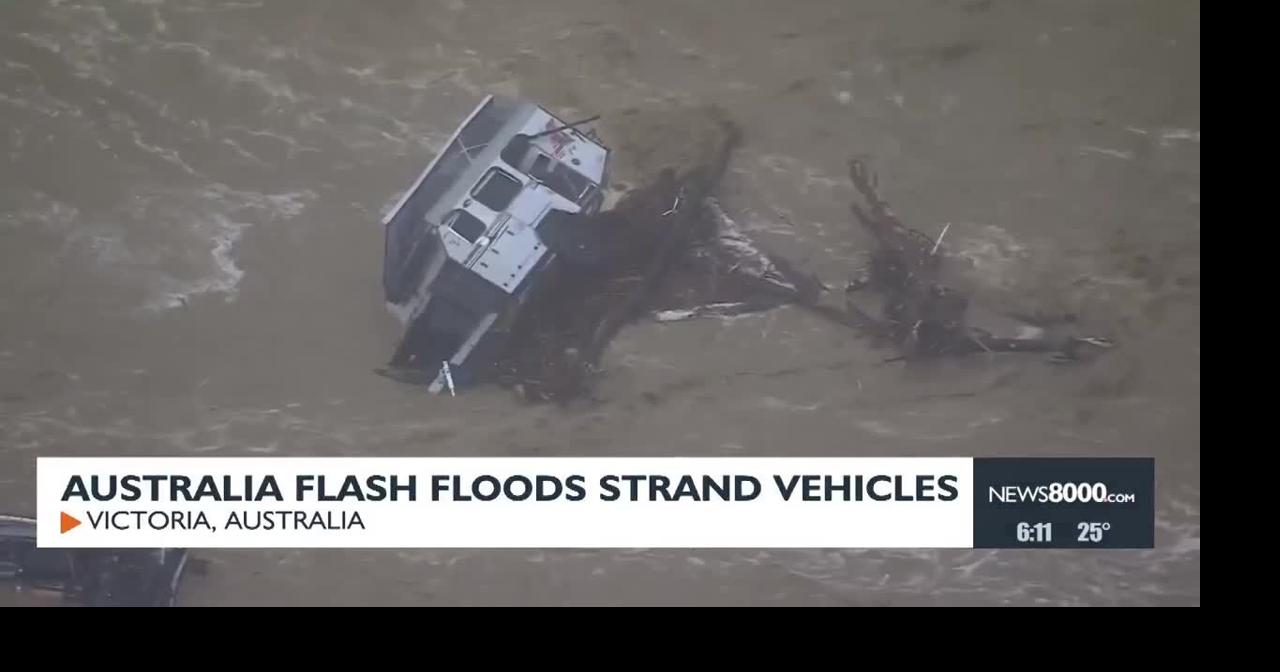 Australia Flash Floods Strand Vehicles | News | news8000.com