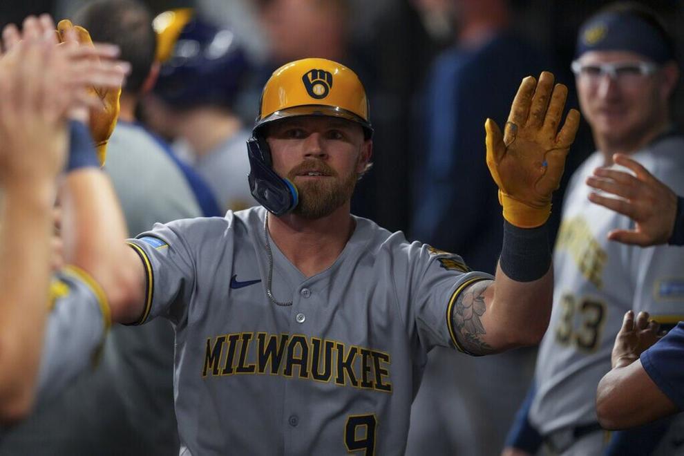 Brewers fall short of comeback 5-4 | Milwaukee Brewers | news8000.com