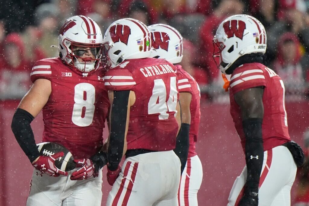 Badgers add Eastern Michigan to 2026 football schedule, replacing Pitt ...