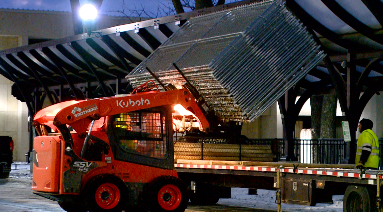 Fences down: La Crosse's Cameron Park reopens | La Crosse | news8000.com