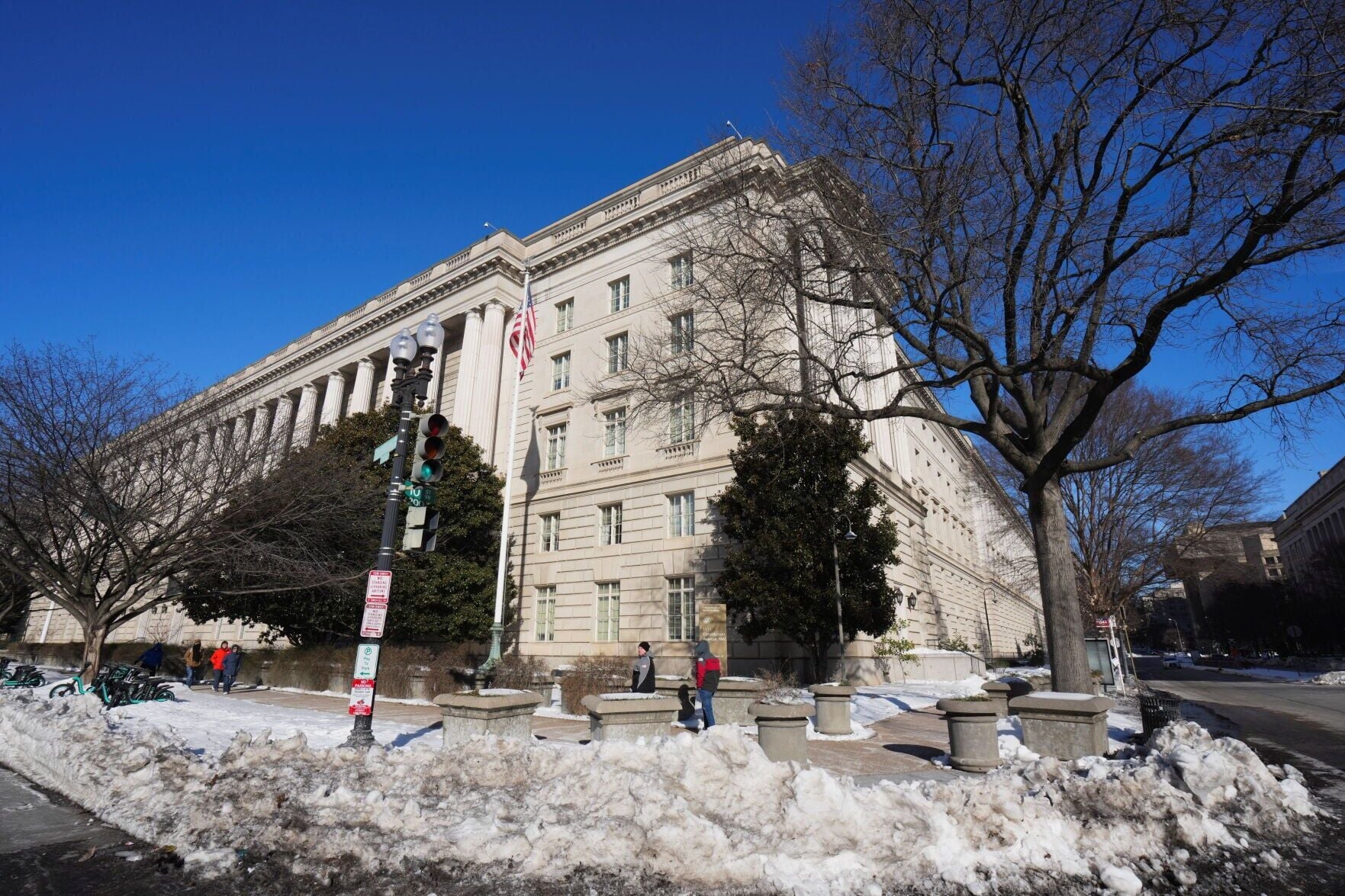 Officials consider adding citizenship question to tax forms | National ...