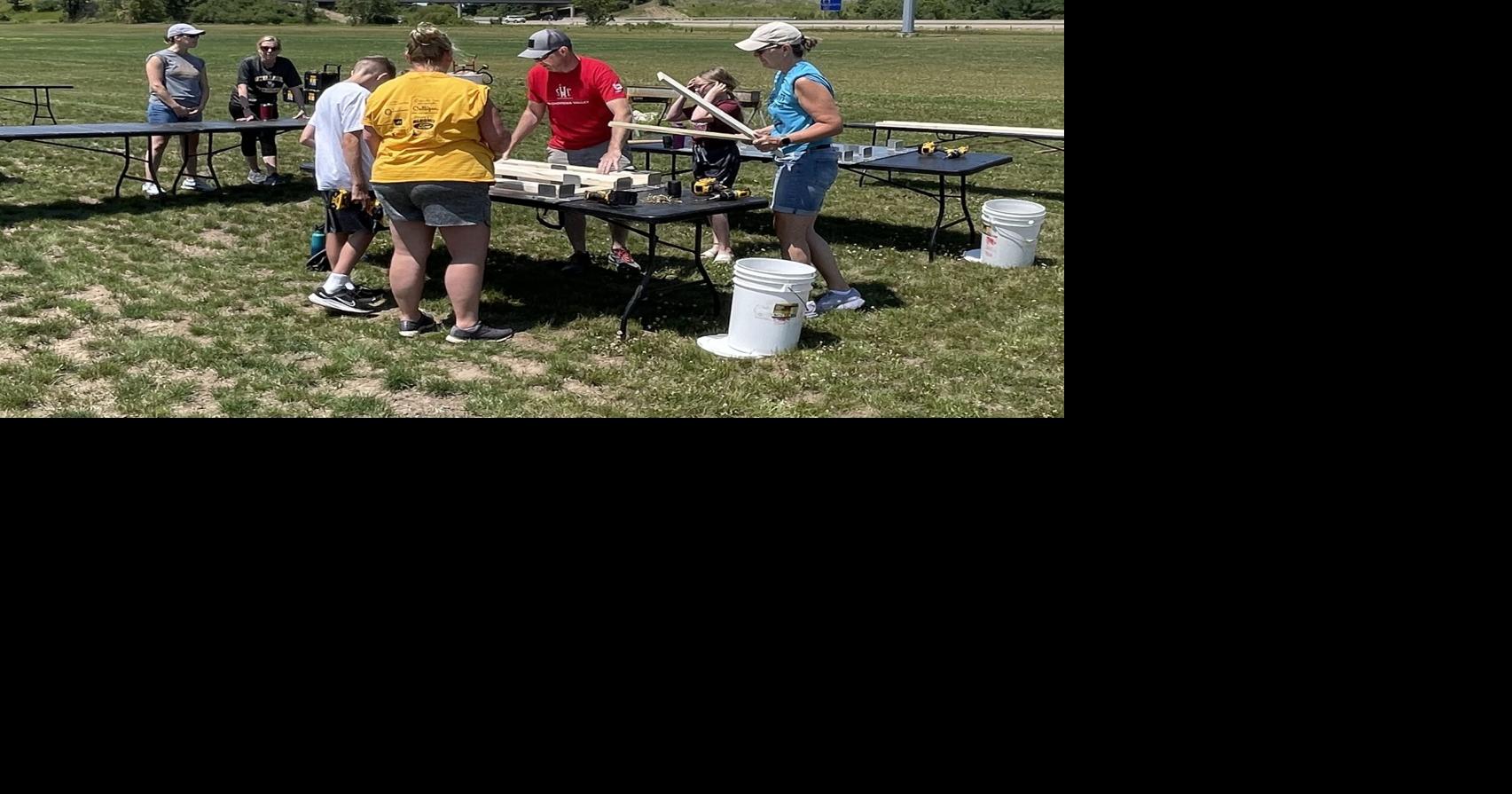 Stillson Elementary School staff build beds for kids in the Chippewa ...