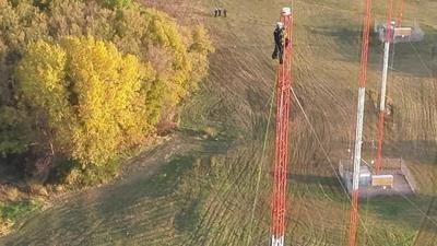 Video shows daring rescue of man who climbed 250 feet up a Minnesota ...