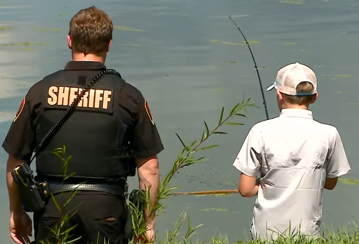 Police officers teach fishing skills at annual Cops and Bobbers event ...