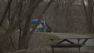 'We have nowhere to go': Wisconsin homeless shelters reach full ...