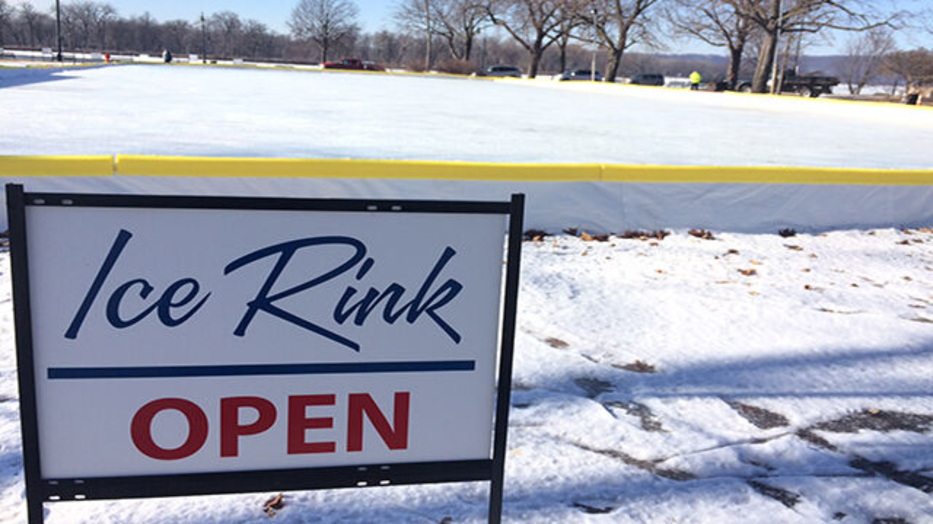 Rotary Lights ice skating open for the season | La Crosse | news8000.com