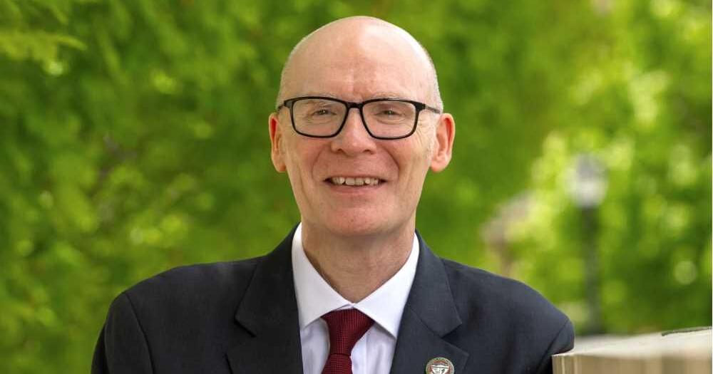 James Beeby ushers in a new era at UW-La Crosse | Education | news8000.com