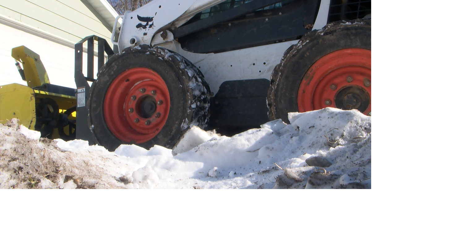 La Crosse workers share tips for staying safe in the cold | La Crosse | news8000.com