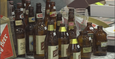 Beer lovers come together to celebrate at Beer and Breweriana ...