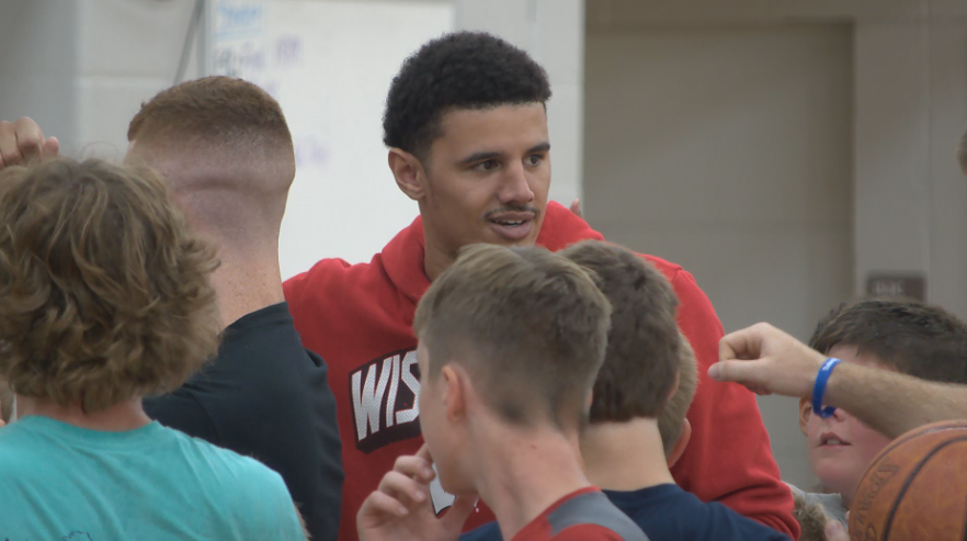 Central's Johnny Davis returns home for 3rd annual basketball camp ...