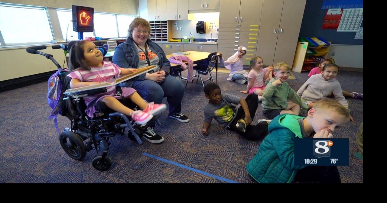 Device helps first grader raise her hand | News | news8000.com