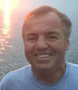 Larry J Favre | Obituaries | news8000.com