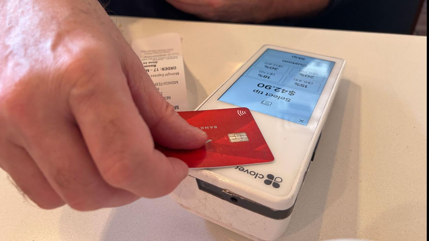 Trump calls for a 10% cap on credit card rates in his latest appeal to ...