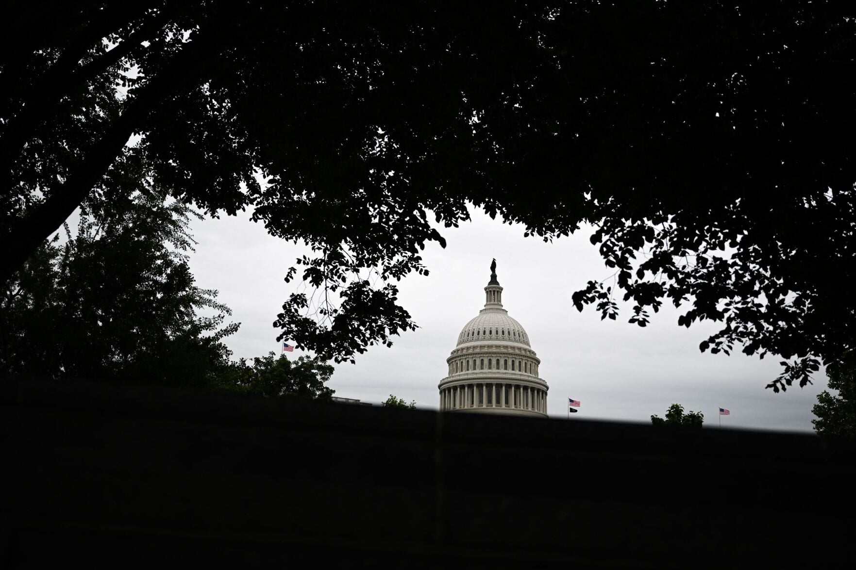 GOP leaders abruptly cancel House vote on Iran war powers, shielding ...