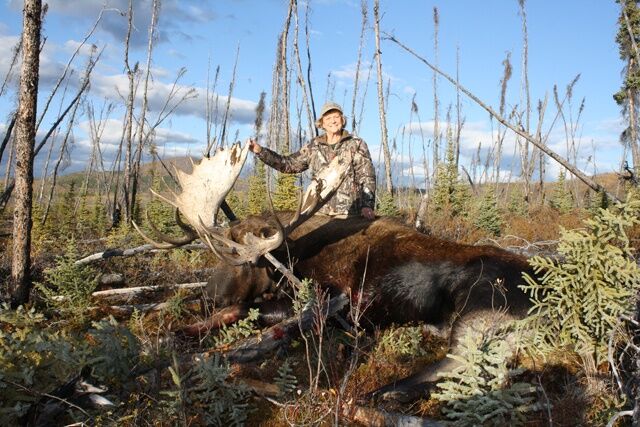 La Crosse woman shoots moose | News | news8000.com