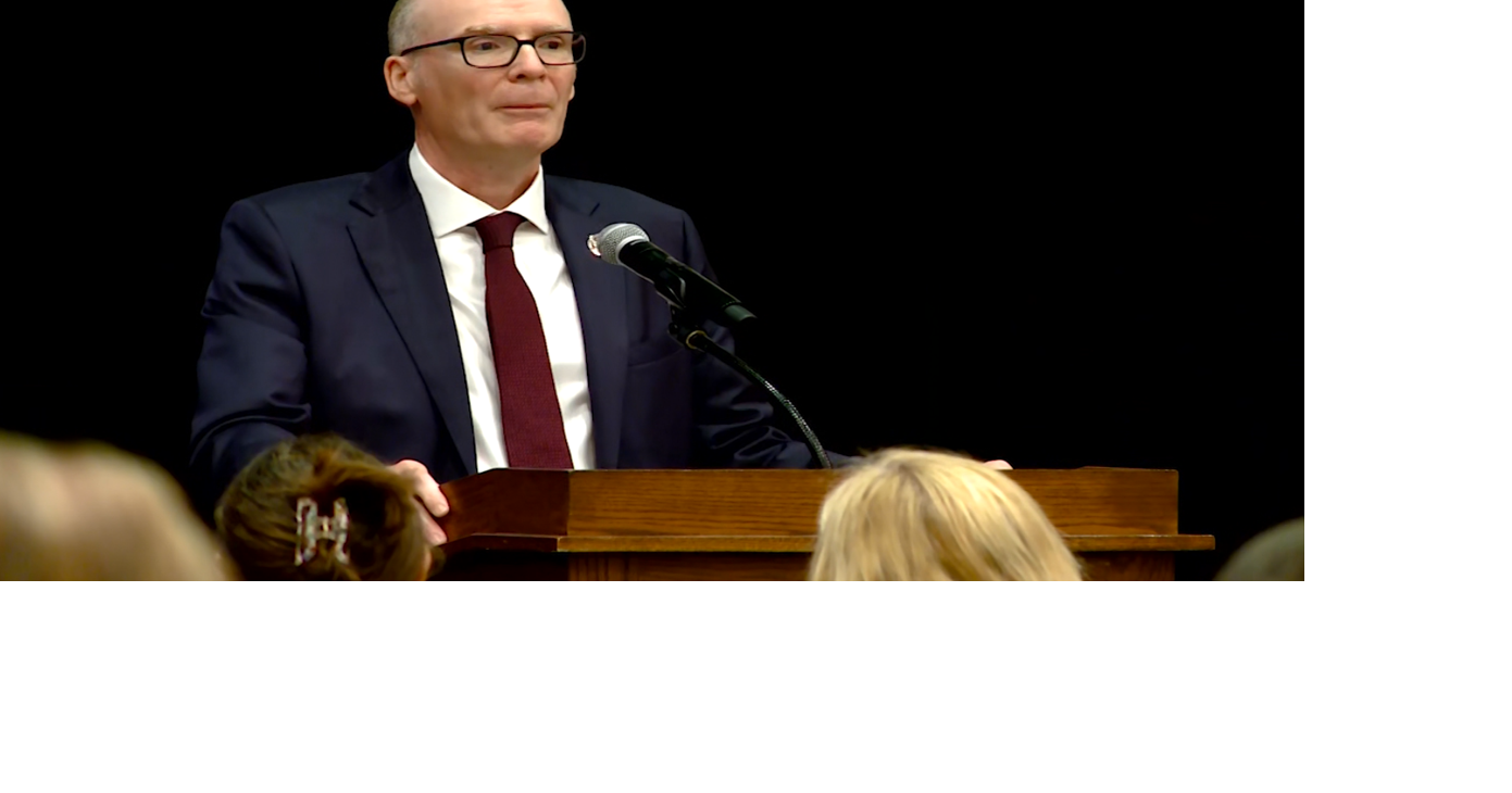 UW-La Crosse Chancellor James Beeby welcomes students back with address ...