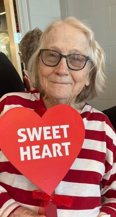 Mary Rennells | Obituaries | news8000.com