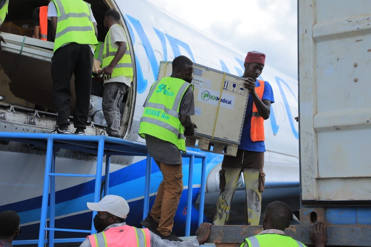 American infected with Ebola in DRC, as US moves to limit entry from ...
