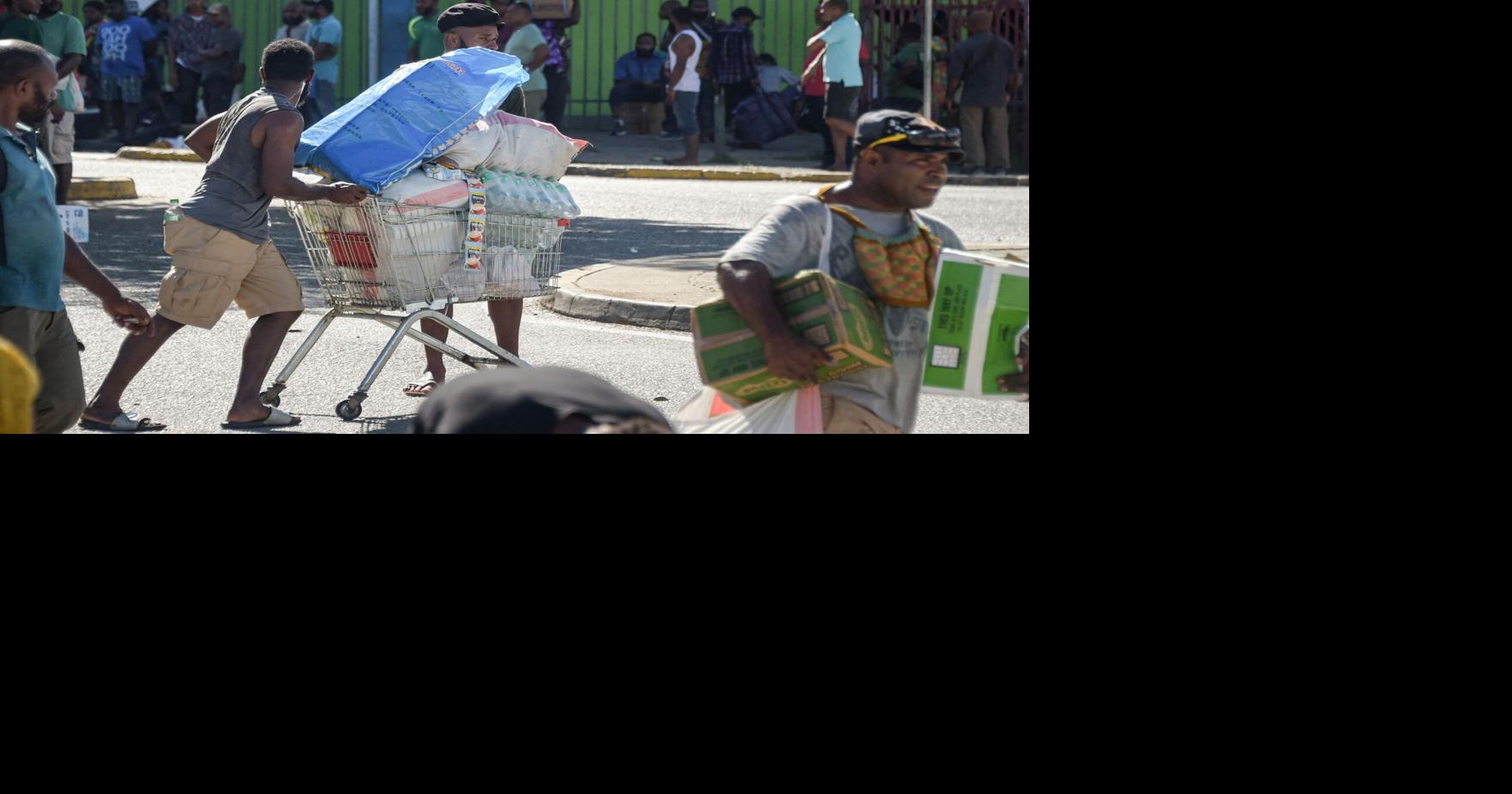 Papua New Guinea rocked by violence as pay error prompts police walkout ...