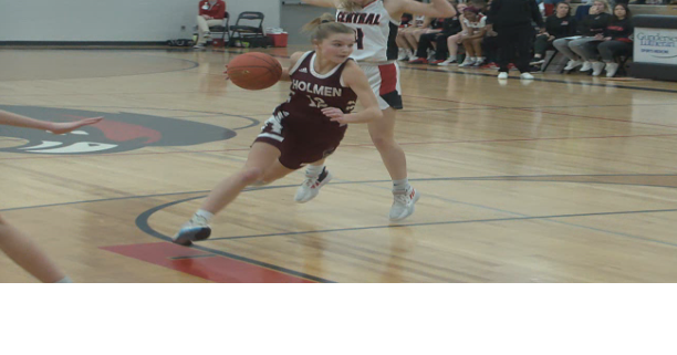 Holmen girls hang on for conference win over rival Central | Holmen ...
