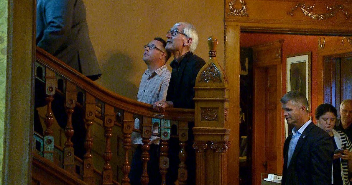 Gov. Evers visits La Crosse as Wisconsin tourism breaks records again ...