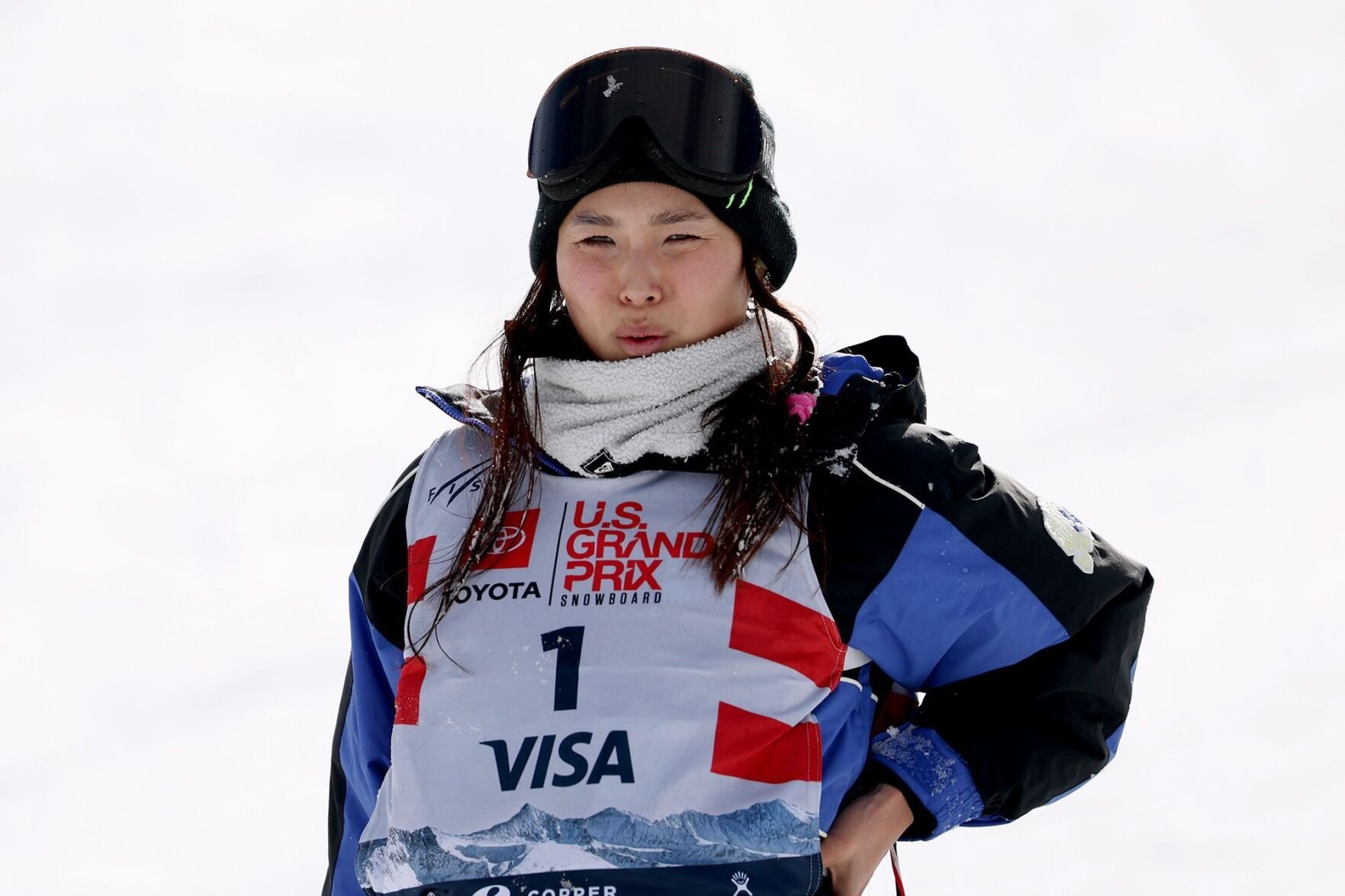 US snowboarding star Chloe Kim dislocates shoulder in training ahead of ...
