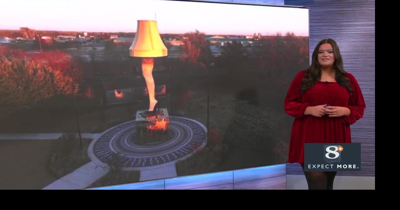 50 Foot Tall ‘Christmas Story’ Leg Lamp | News | news8000.com