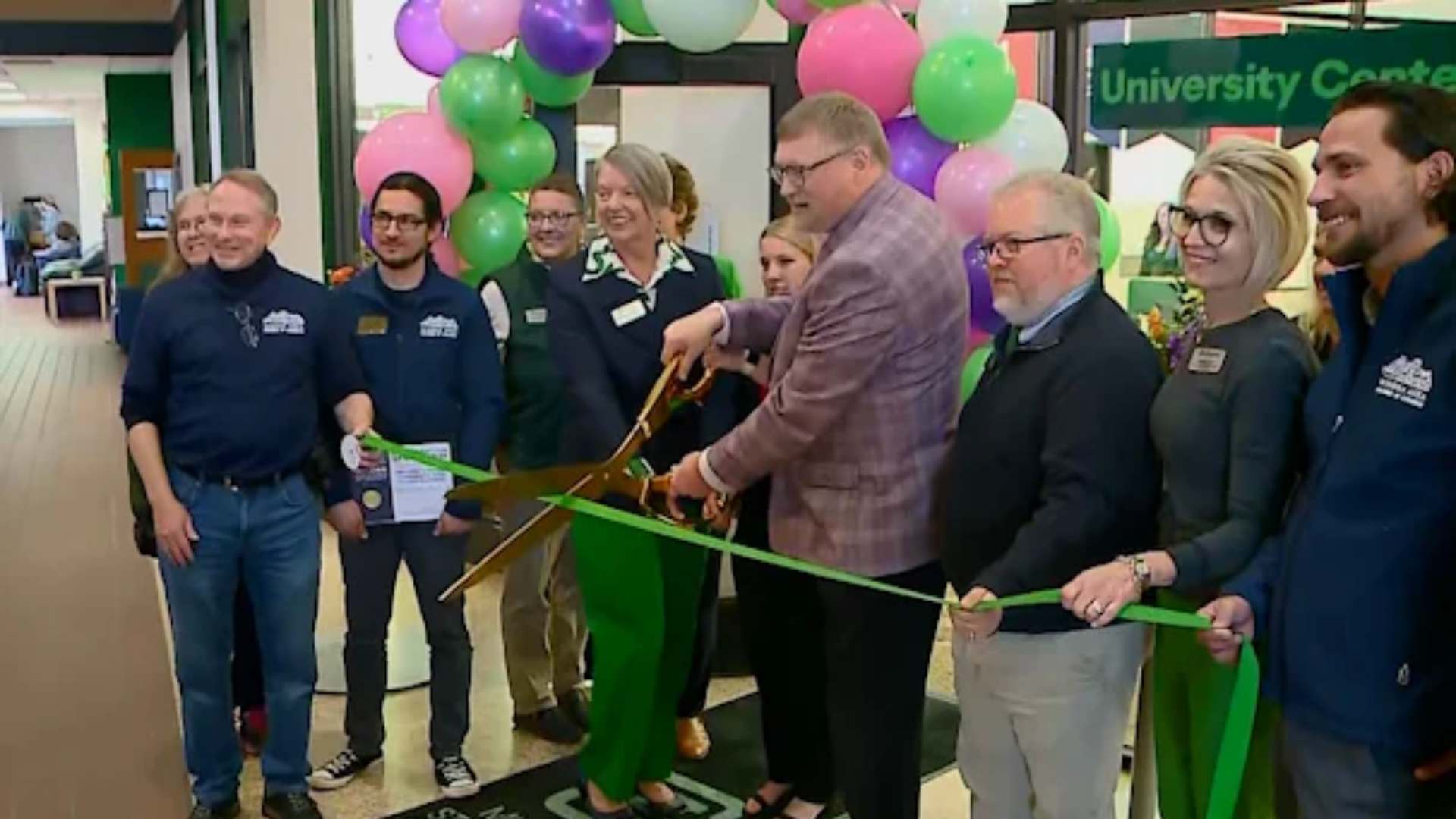 New University Center opens to help Winona students plan bachelor's ...