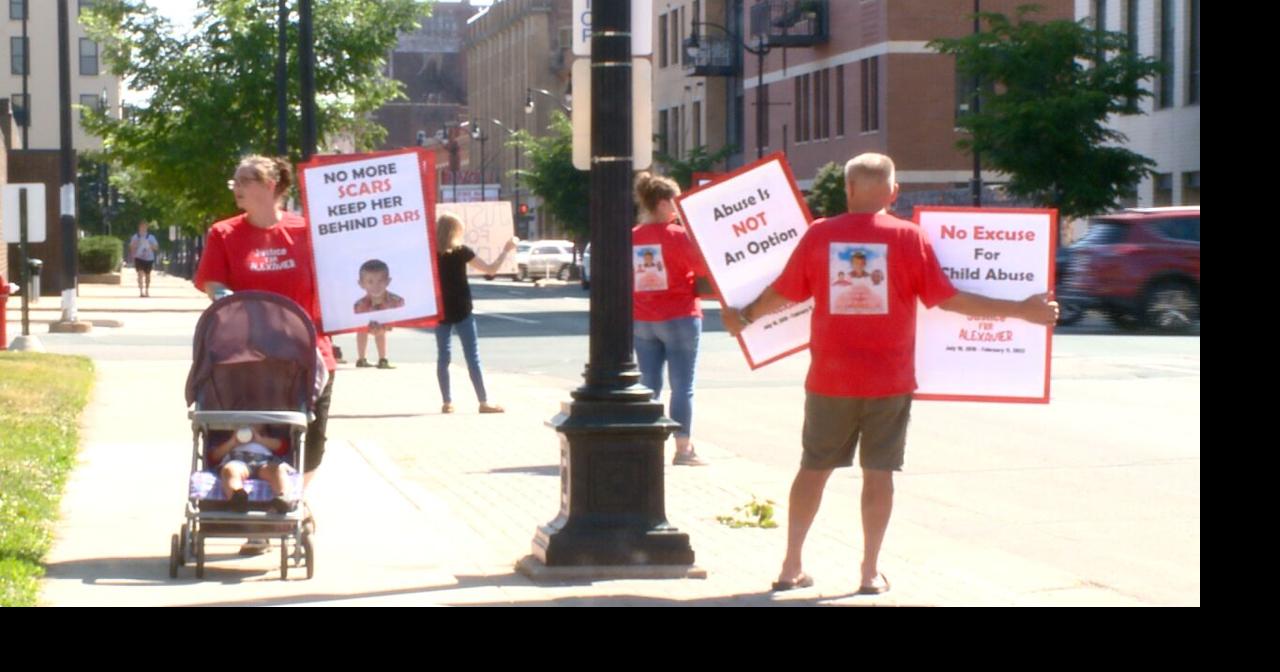 People rally outside La Crosse Co. courthouse for second time demanding ...