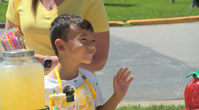 9-year-old debuts lemonade stand at Trempealeau Farmers Market ...