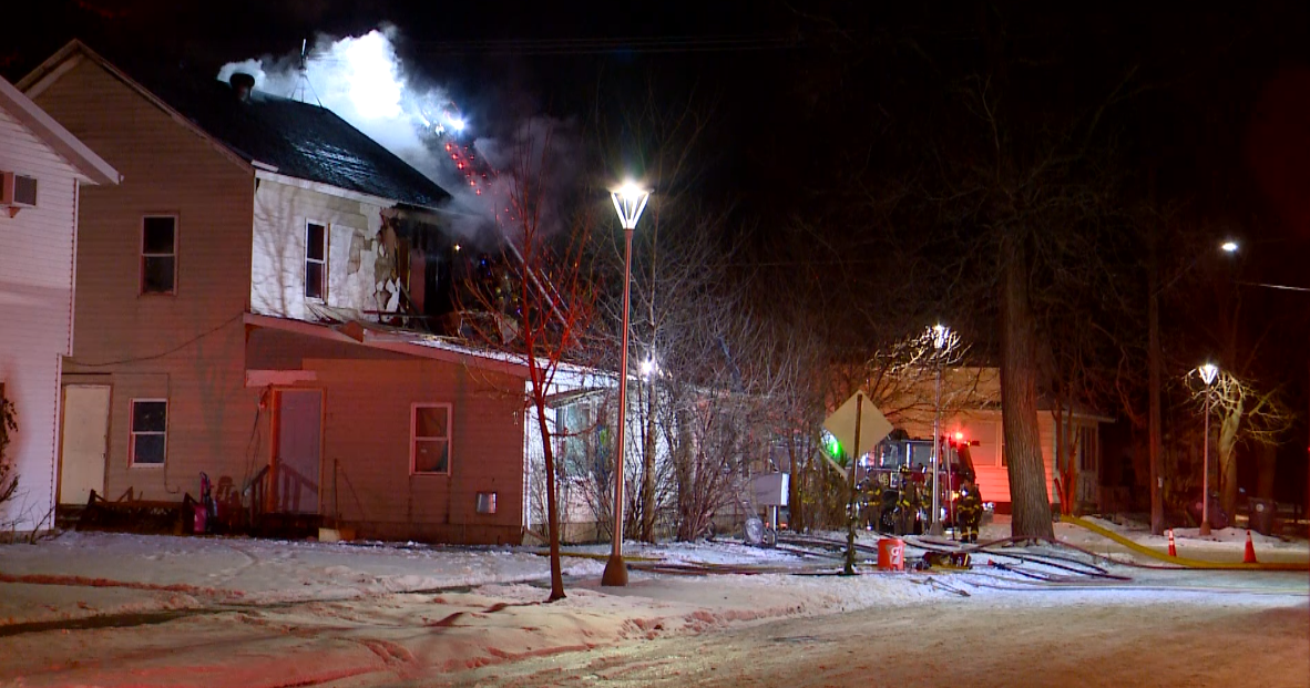 UPDATE: Apartment fire displaces all residents from complex, no ...