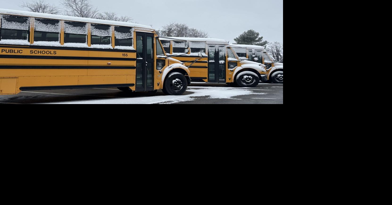 PHOTOS: December snow adjusts school calendars