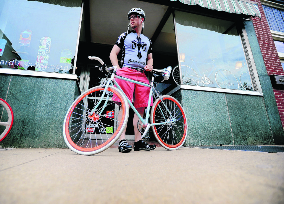 Fixed gear bikes: What's old is new again