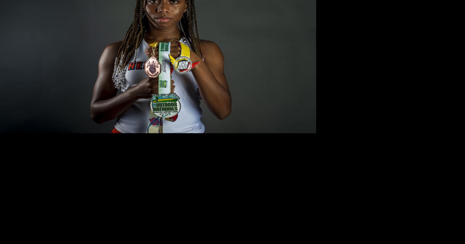 Heritage track star Alaysia Oakes signs National Letter of Intent to ...