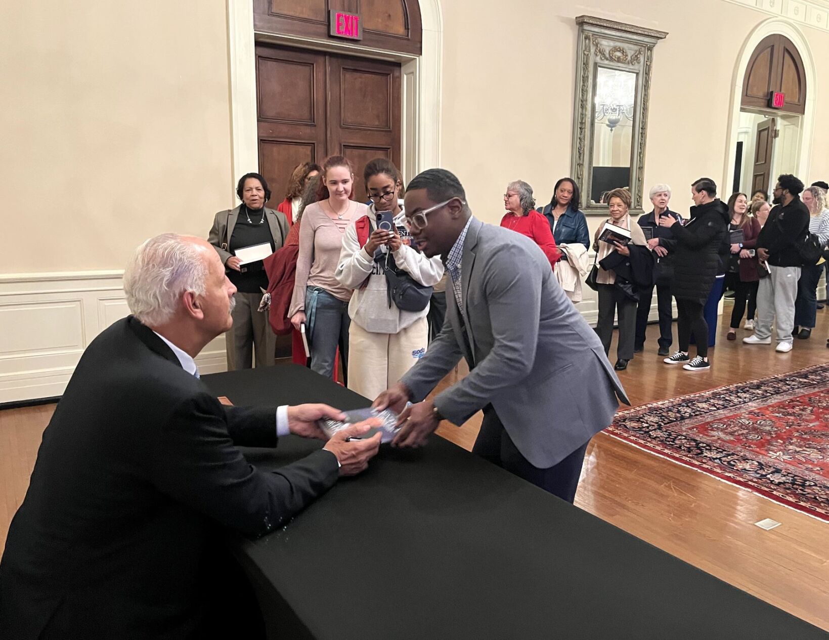 PHOTOS & VIDEO: Stedman Graham in Lynchburg