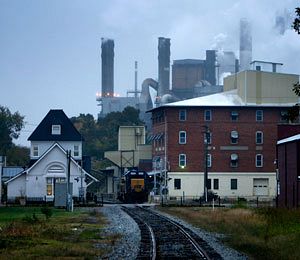 Franklin paper mill produces final roll