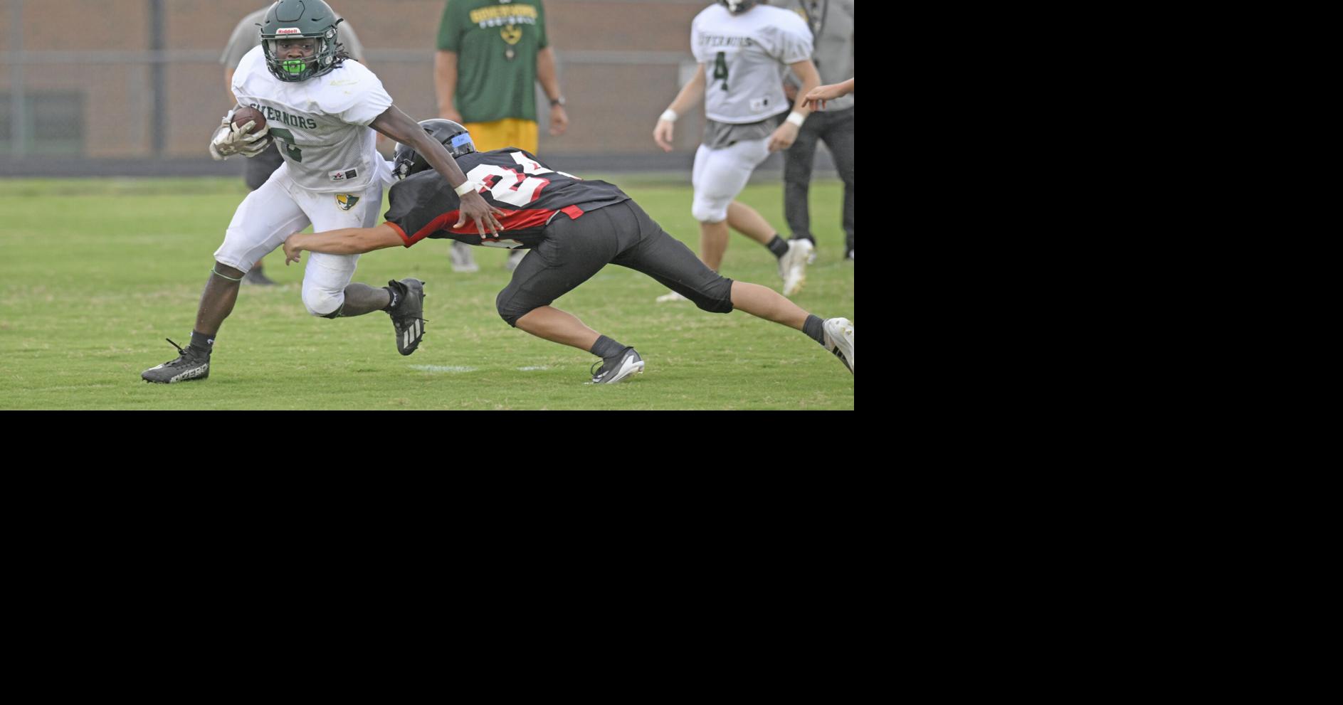 Govs football starts season with win at Randolph-Henry