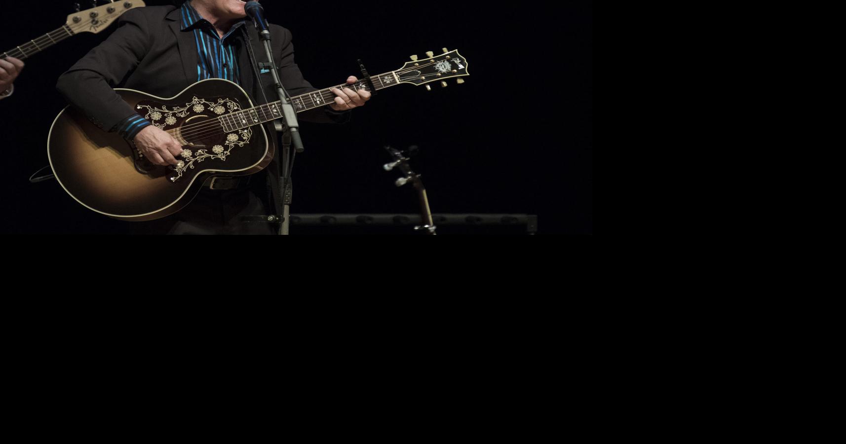 Jimmy Fortune and Friends performing at benefit concert