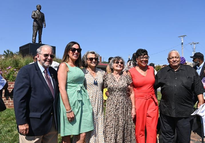 Statue unveiled honoring first Black mayor of Lynchburg