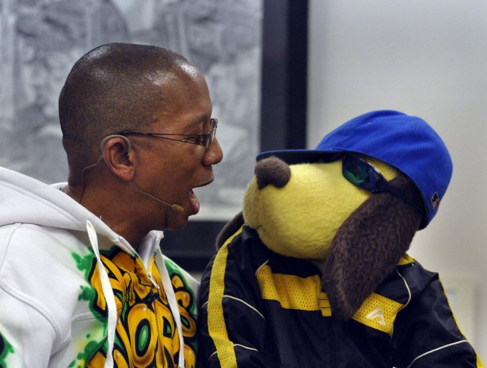 Hip Hop Hooray for Puppets