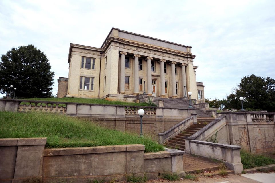 Photos: Old Jones Memorial Library