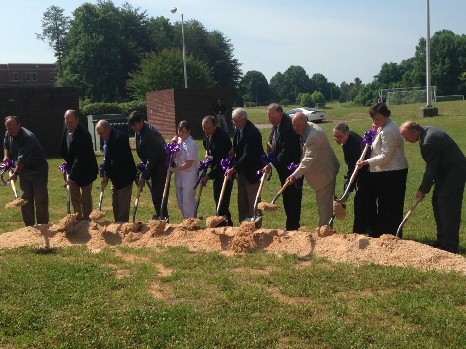 Community College holds Simulated Hospital groundbreaking