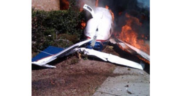 Plane crashes into building near Roanoke Airport