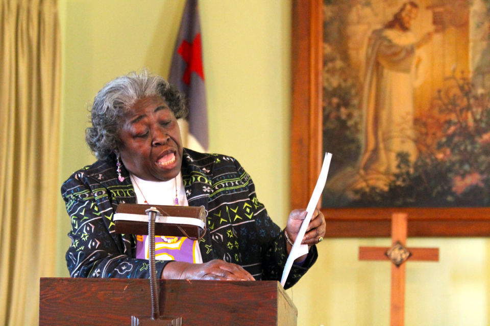 Alumni of Lynchburg-area segregated schools share memories