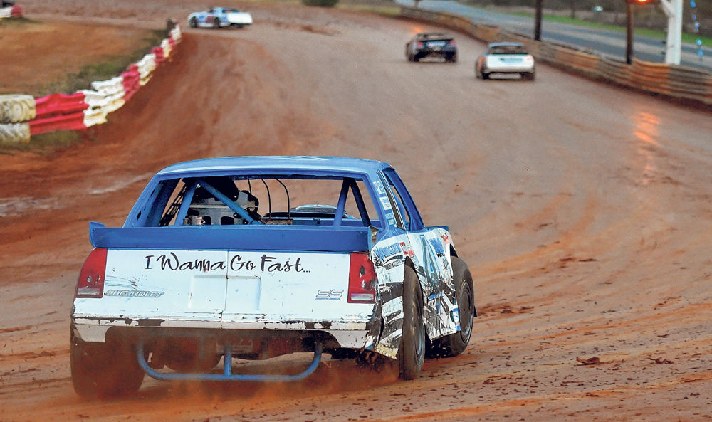 Young mud: Derek Wright turning heads | Sports | newsadvance.com