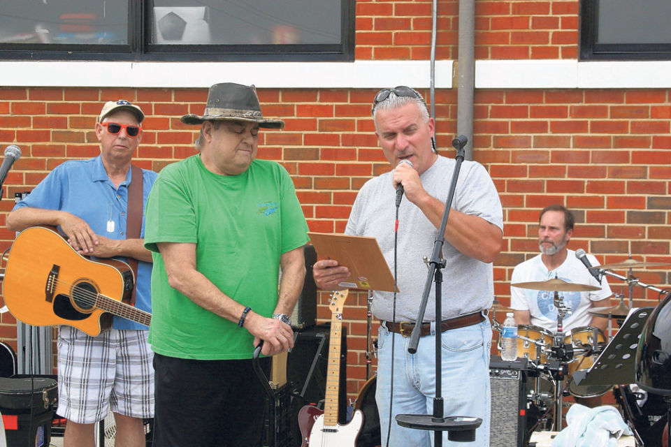 Cruise-in event helps Amherst County Sheriff's Office captain ...